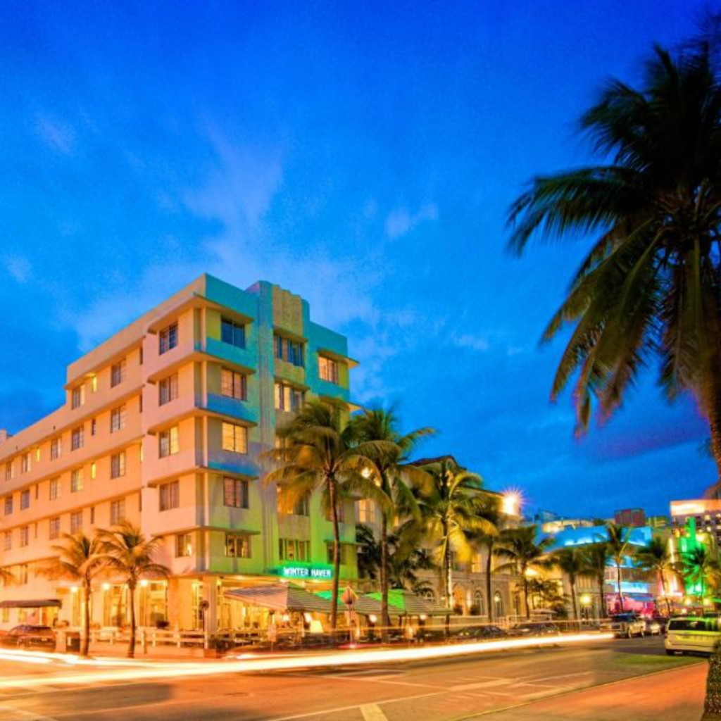 Reservaciones de Hotel - Americas Food & Beverage